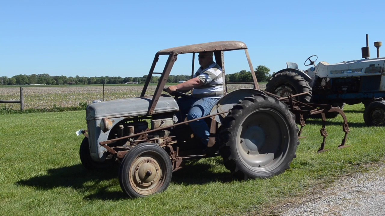 Ford Model 9n with Mounted Cultivators - YouTube
