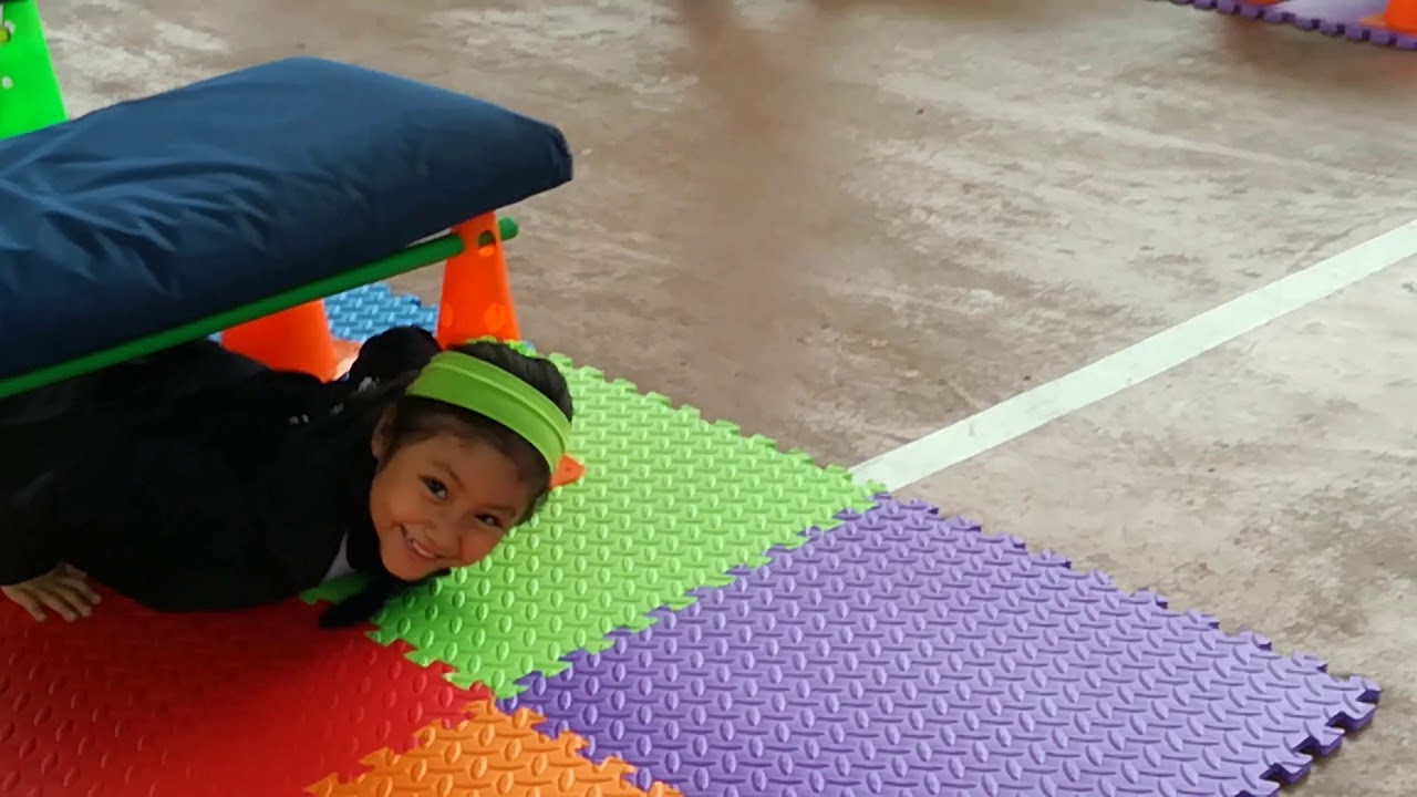 La importancia de reptar(2) - YouTube