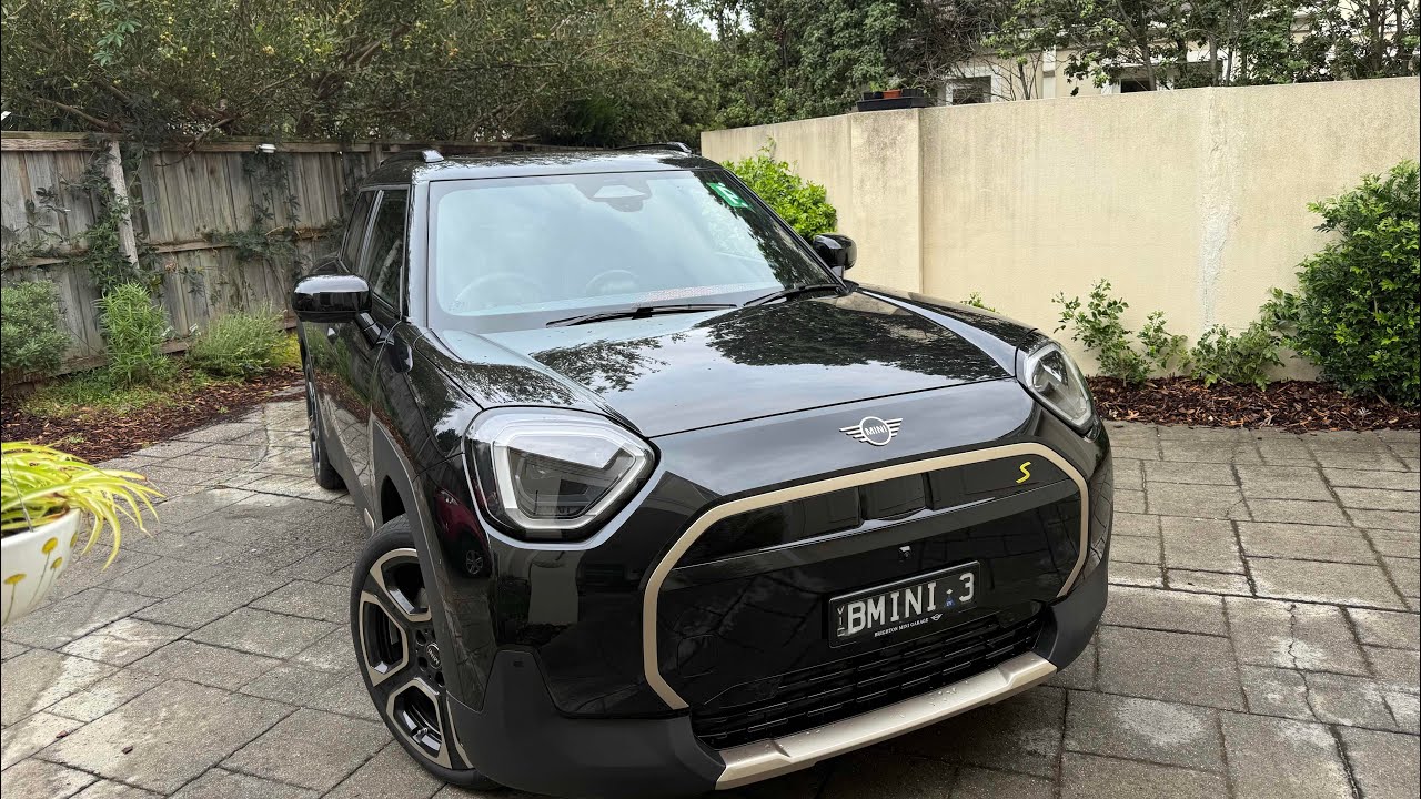 The biggest mini ever?!! Mini aceman review - YouTube