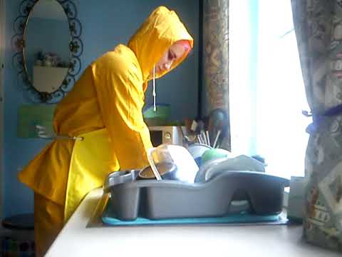 Pvc Rain Wear Washing up