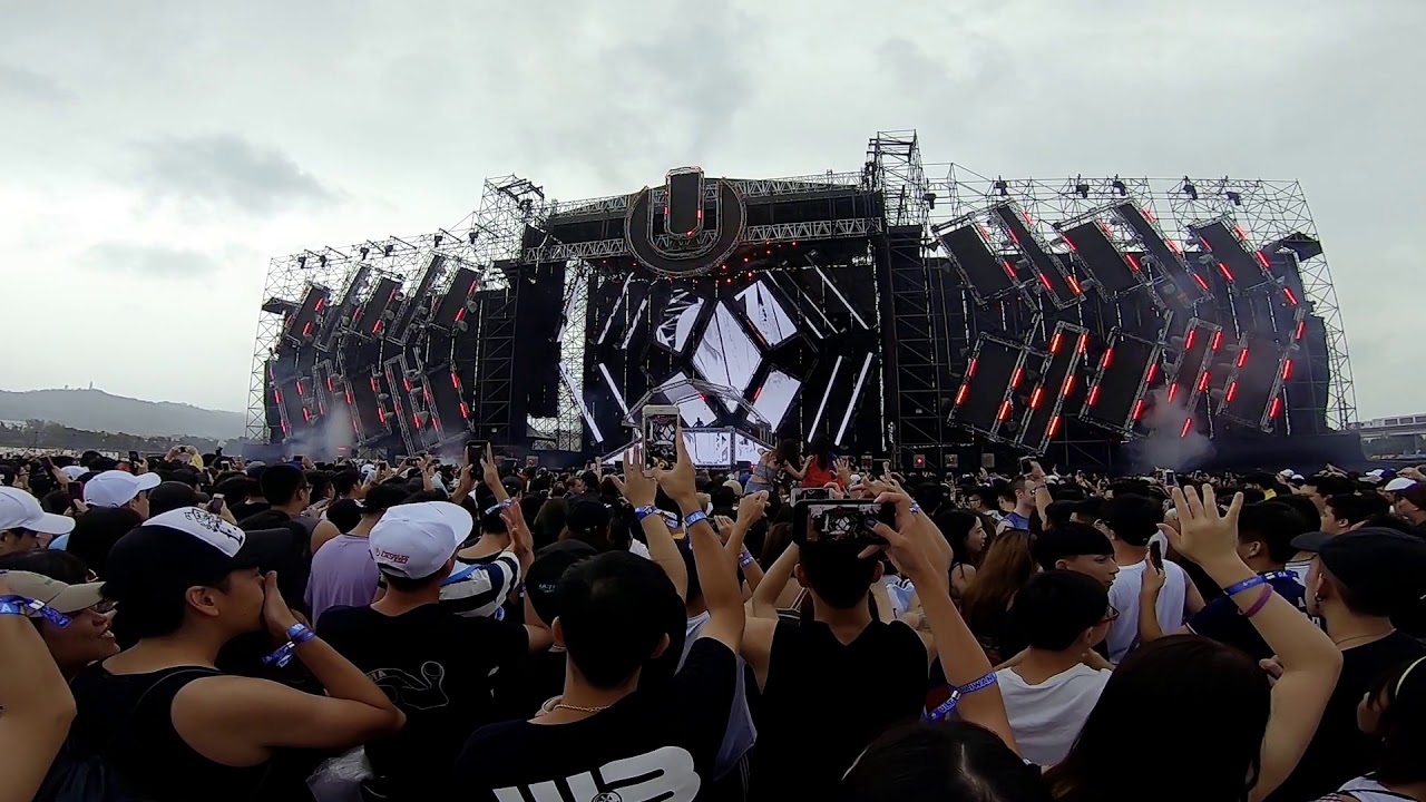 Alan Walker Part 1 [Live at Ultra Music Festival Taiwan 2018] - YouTube