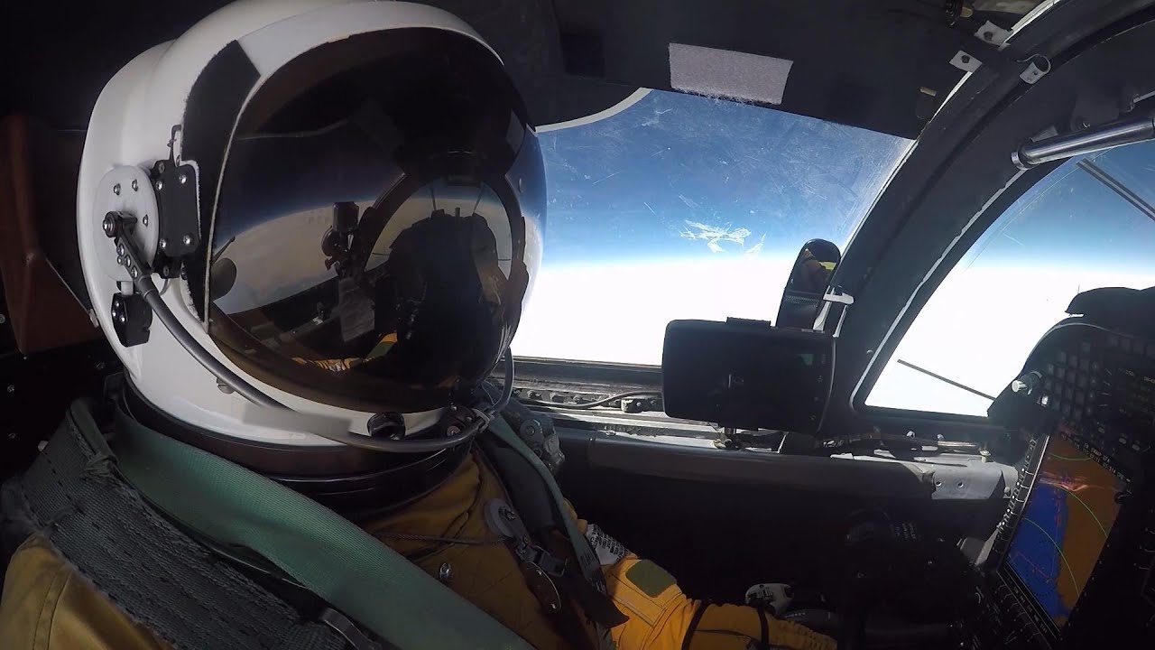 Spectacular U-2 Spy Plane Cockpit View At Ultra-High Altitude - YouTube