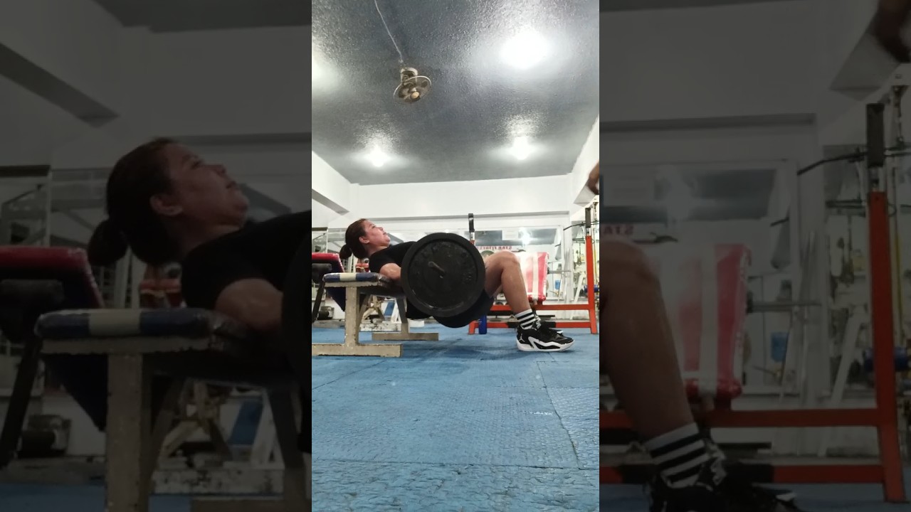100lbs Hip thrust, 15 reps 4 sets. keep grinding! #subscribe #shorts # ...