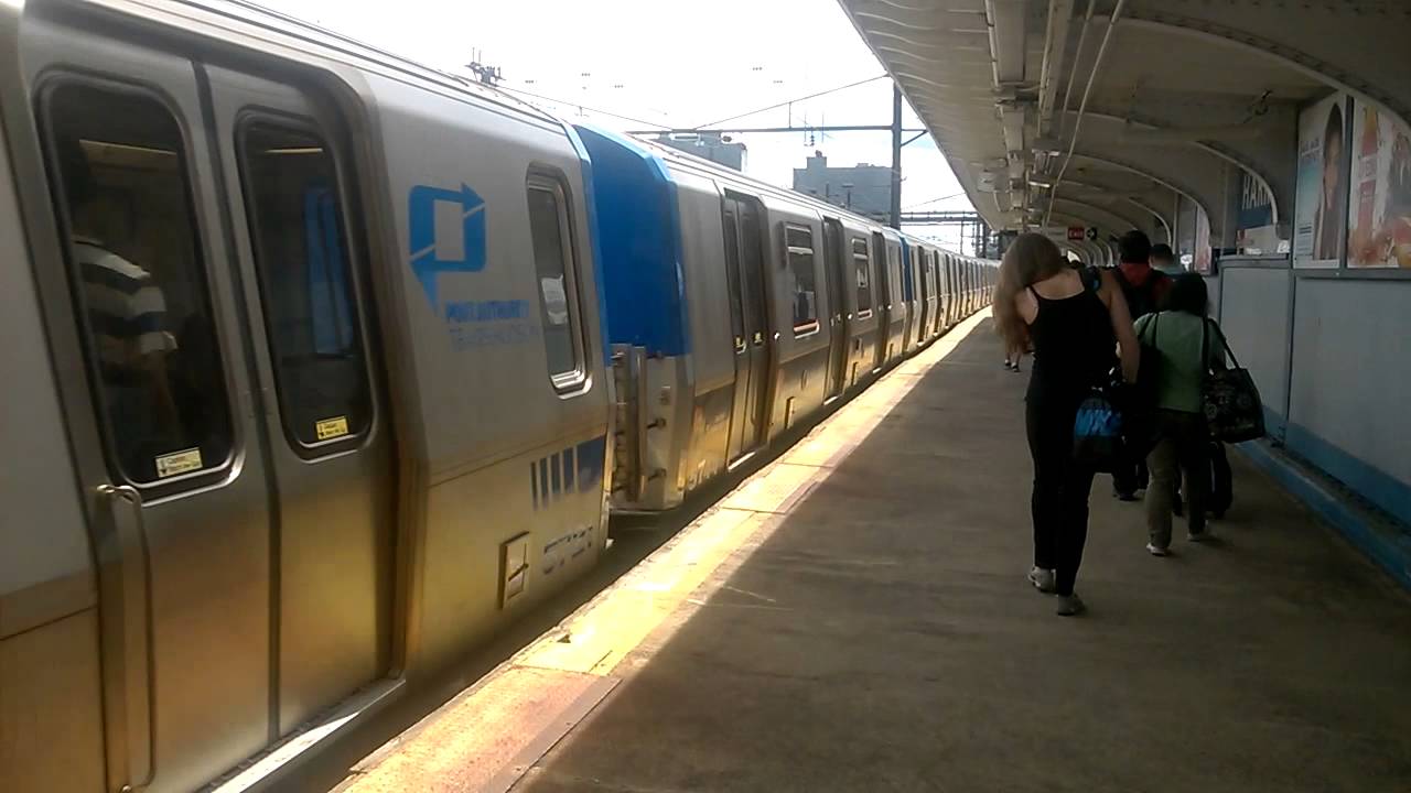 Path PA5 departing Harrison station - YouTube