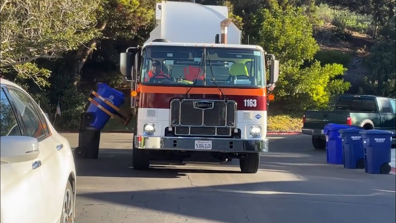 Edco disposals new new way auto car Roto pack on morning recycle! - YouTube