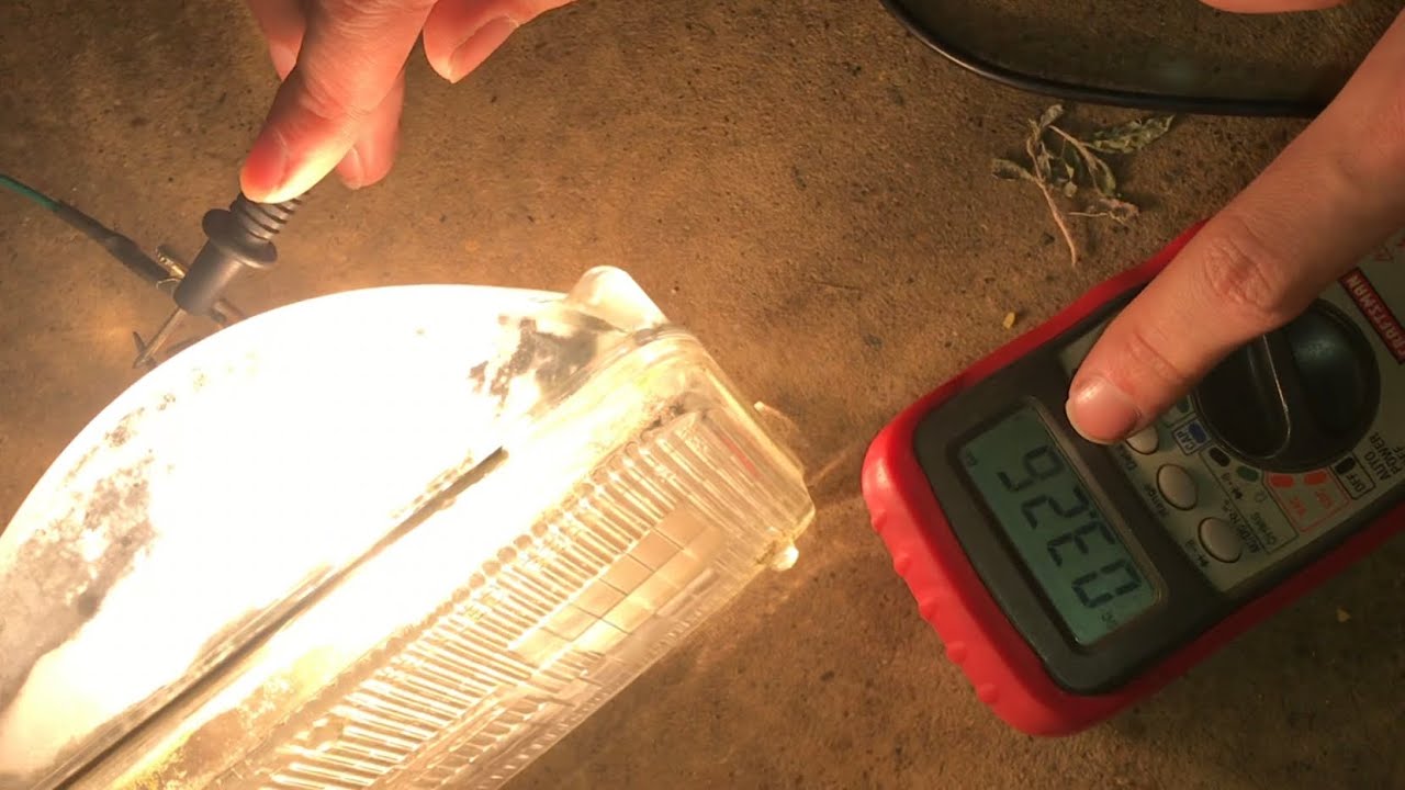 how an automotive halogen bulb WORKS (detailed explanation) - YouTube
