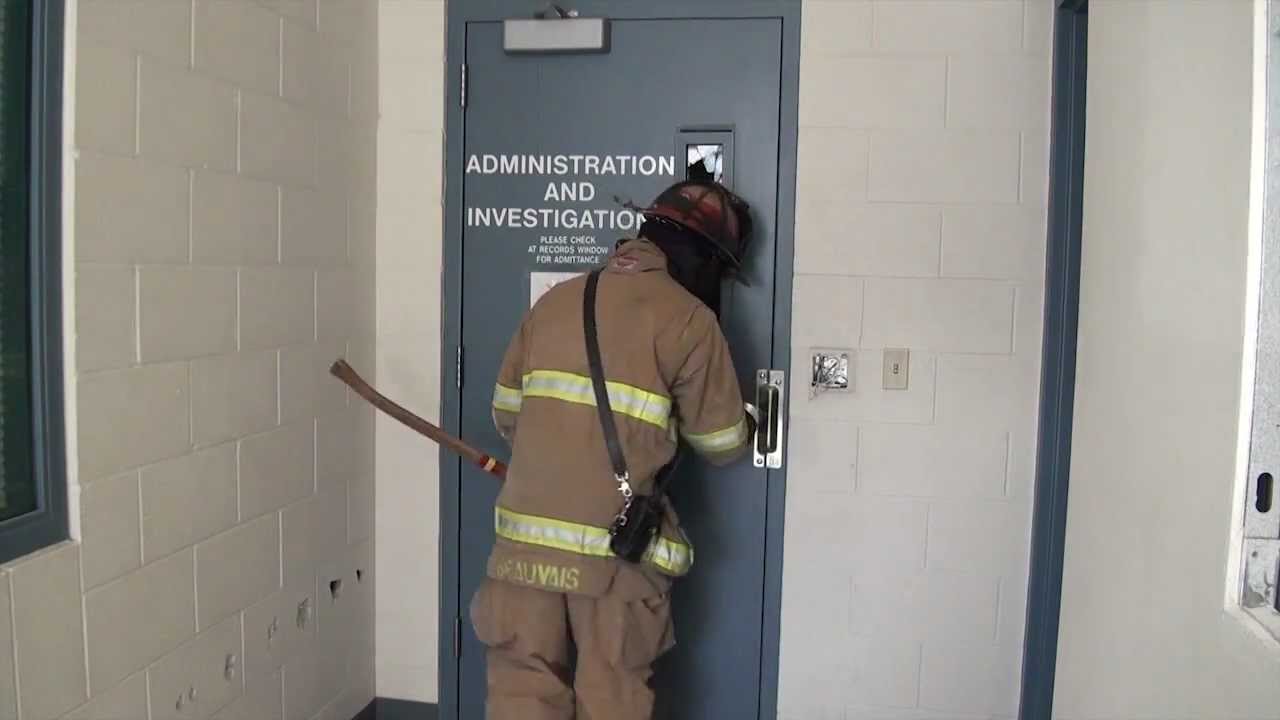 Forcible Entry Options Attacking Hinges With Circ Saw - YouTube