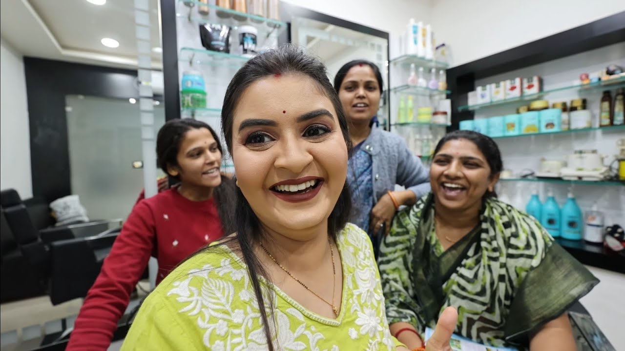 Makeup and hairstyles class | SHOPKARO Very Special Offer - YouTube