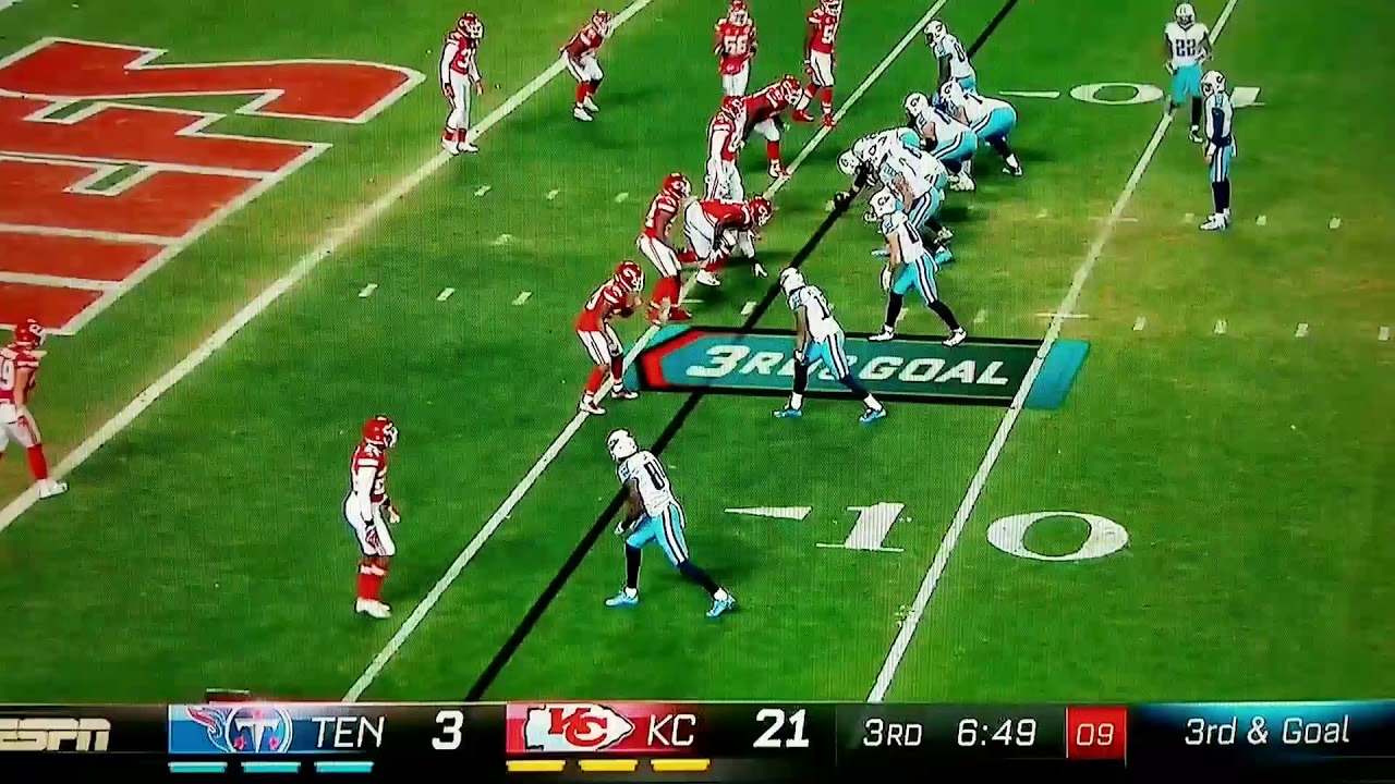 Quarterback throws touchdown pass to himself - Titans vs Chief's - YouTube