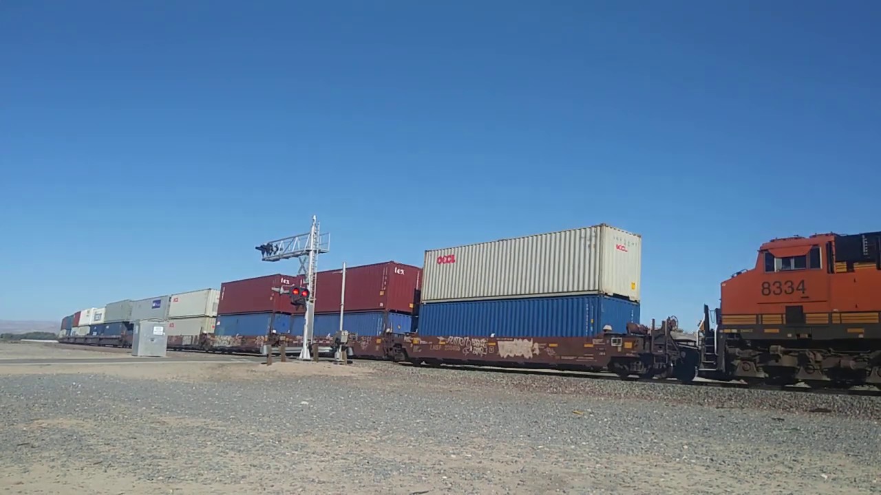 Fast WB BNSF Intermodal/Spine Cars On Hinkley Rd In Hodge Ca! # ...