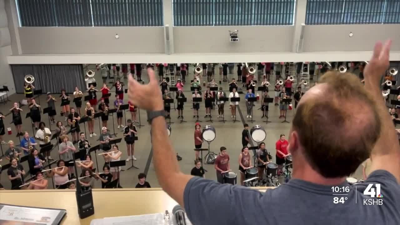 Heat forces Blue Springs High School band to move part of practice ...