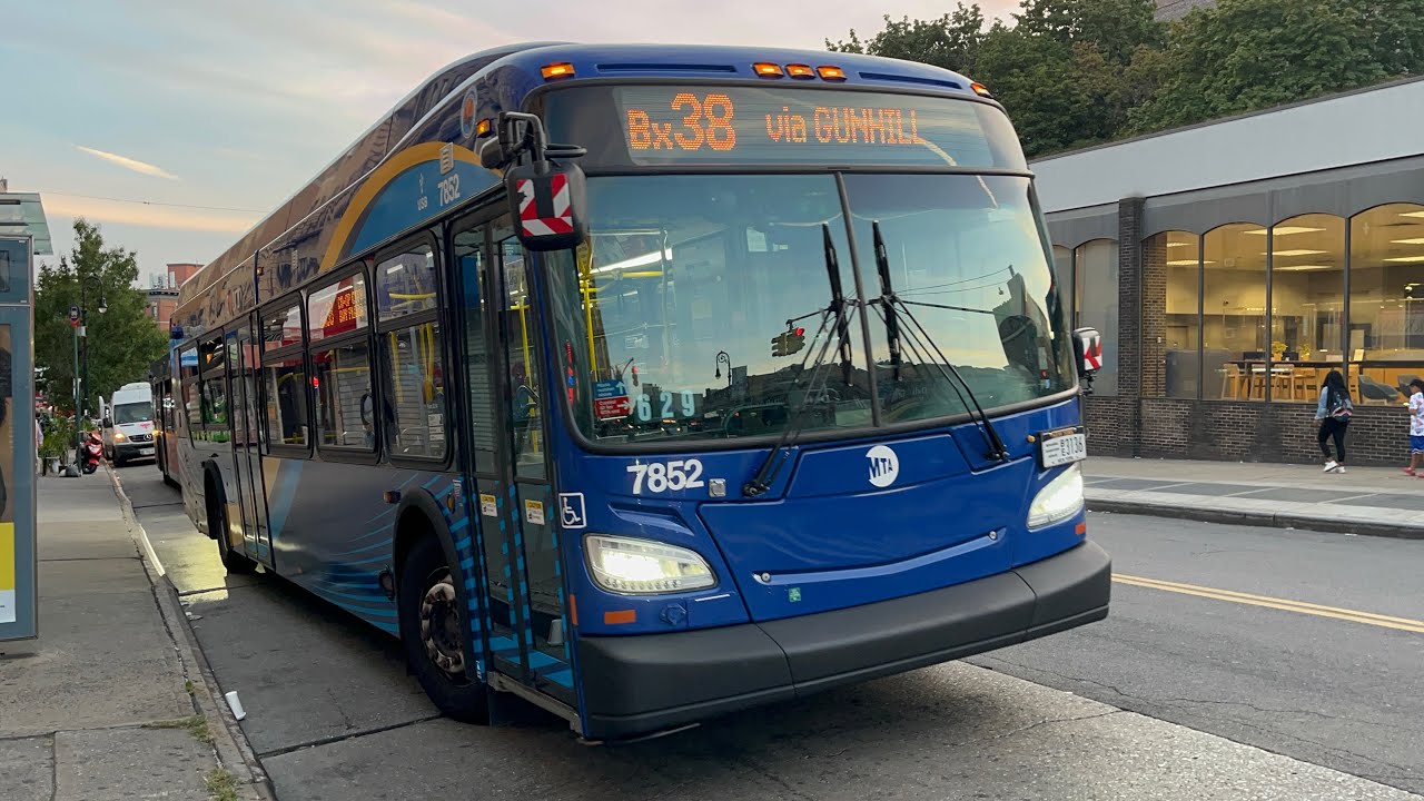 Bay Plaza Bound 2021-22 New Flyer XD40 #7852 on Bx38 (Loan) - YouTube