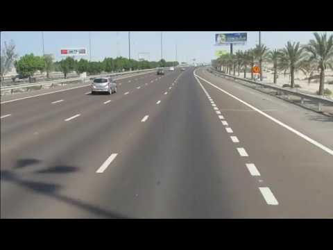 Amazing change of road color when you enter Dubai from Abu Dhabi !! (21 ...