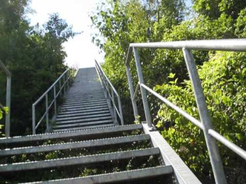 Millicher Halde bei Hückelhoven der Aufstieg bis oben - YouTube