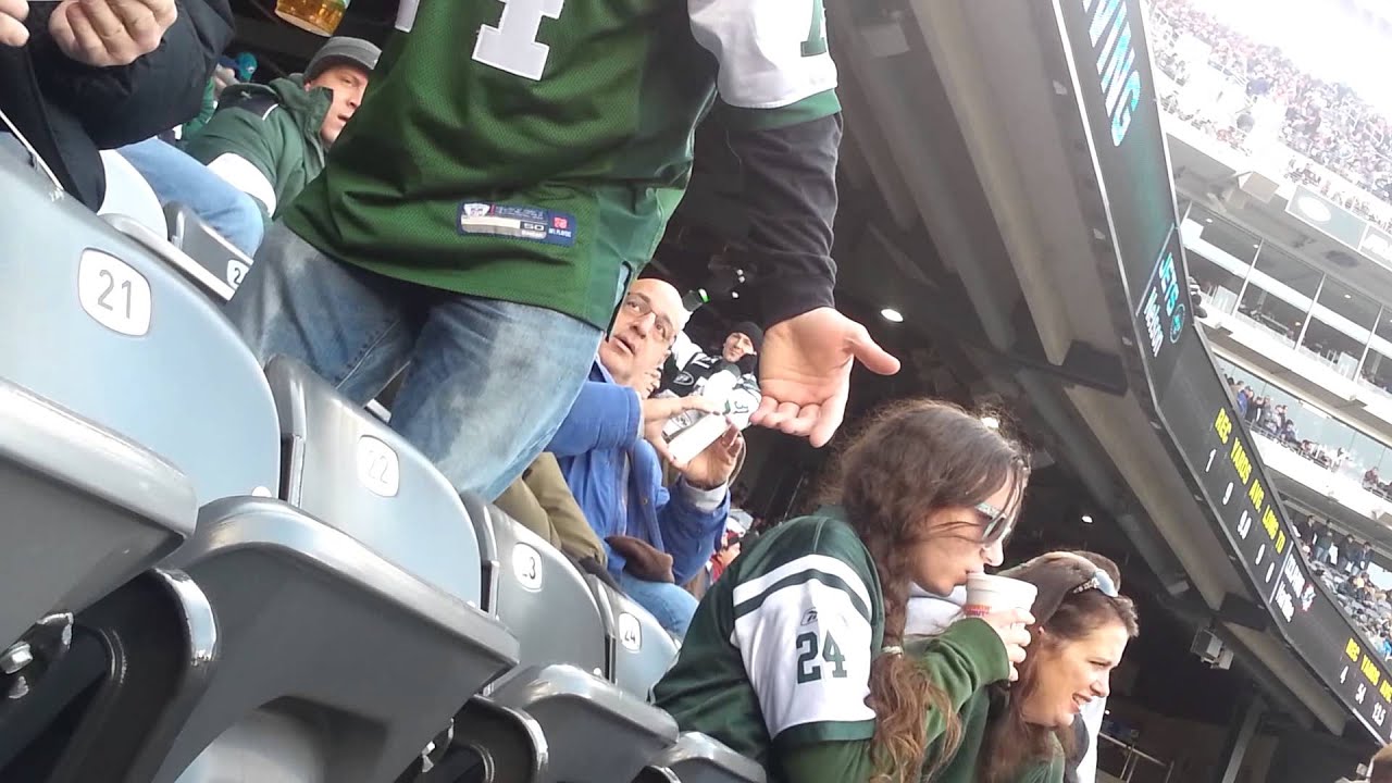 Die hard Jets fan flips out!!! - YouTube