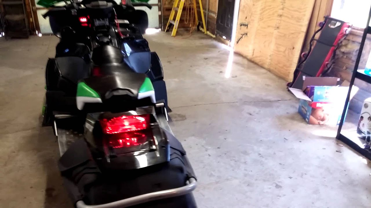 F1000 sno pro D&D - YouTube