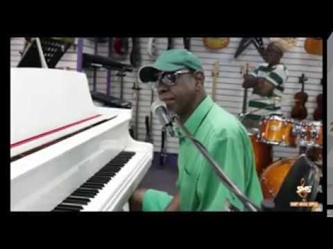 Roger Boothman - "I Miss You" {SMS In Store Session 10 06 16} - YouTube