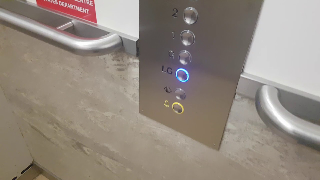 Otis Service Lift @ Craigavon Area Hospital - YouTube