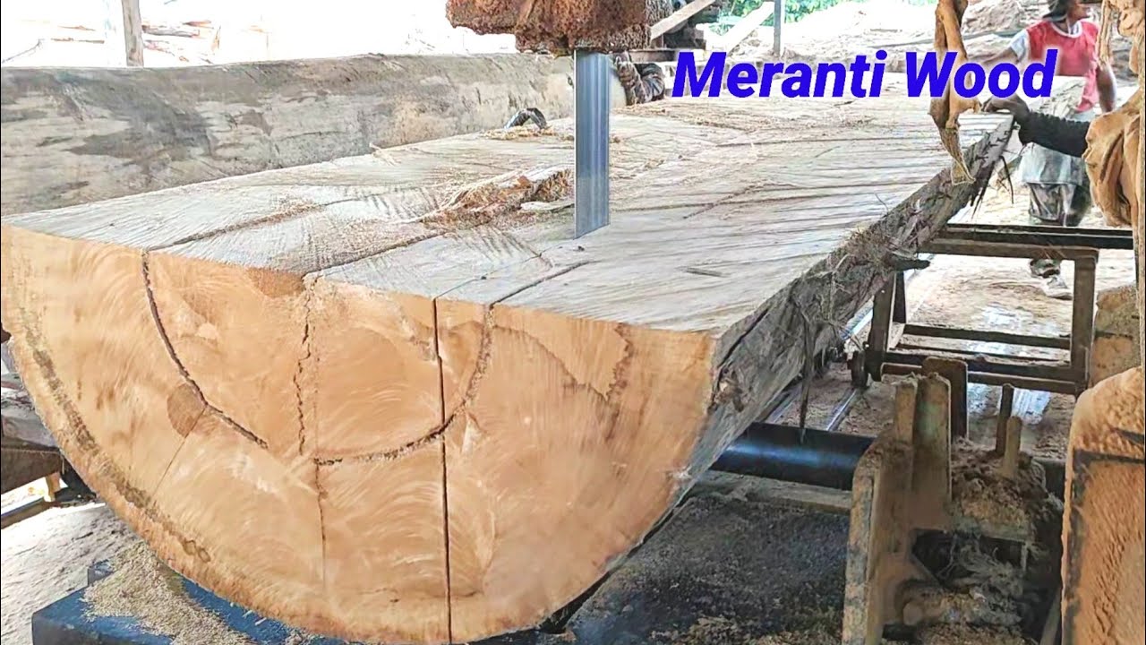 KAYU MERANTI BESAR SEDANG DI PROSES DENGAN #bandsaw - YouTube