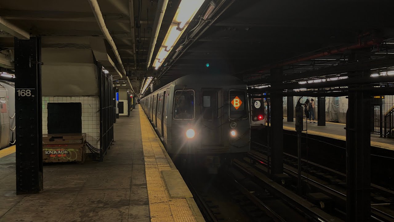 MTA NYCT: R68 (B) NIS Deadhead at 168th Street-Washington Heights - YouTube