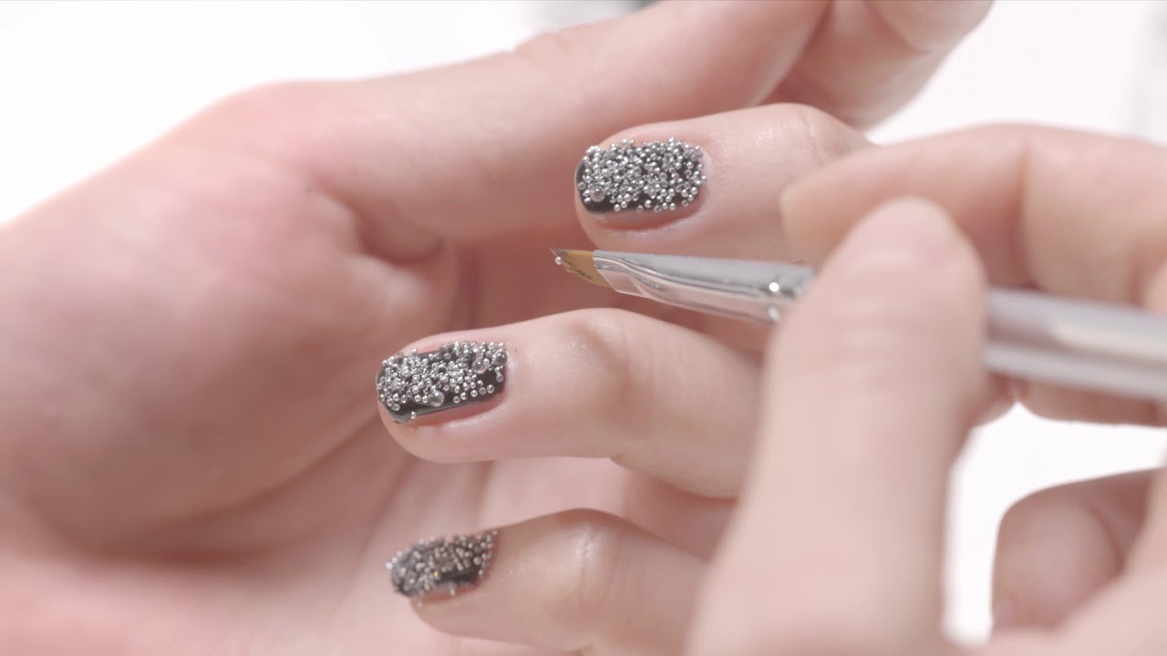 How to create your Swarovski® Crystal Pixie™ Bubble Nail Design - Bluestreak Crystals - YouTube