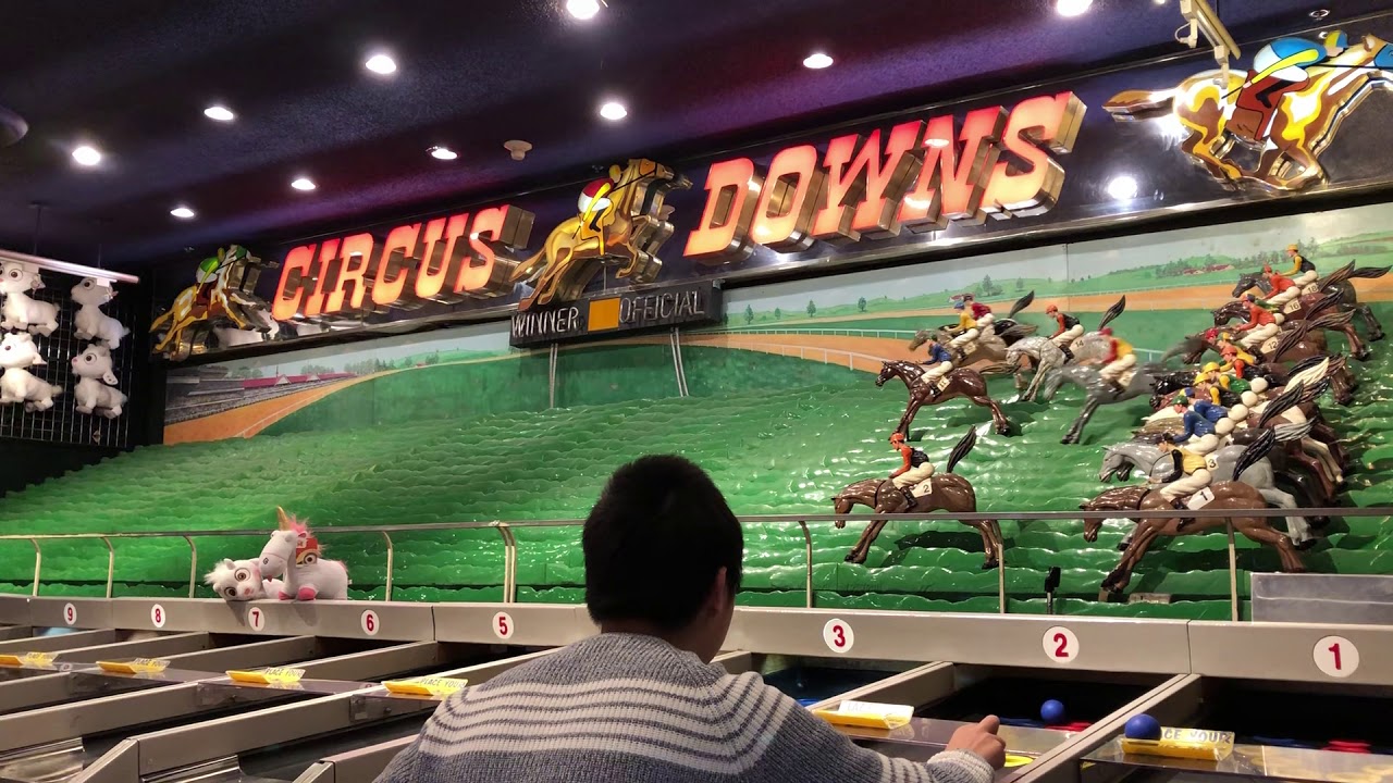 Horse racing game at Circus Circus Las Vegas - YouTube