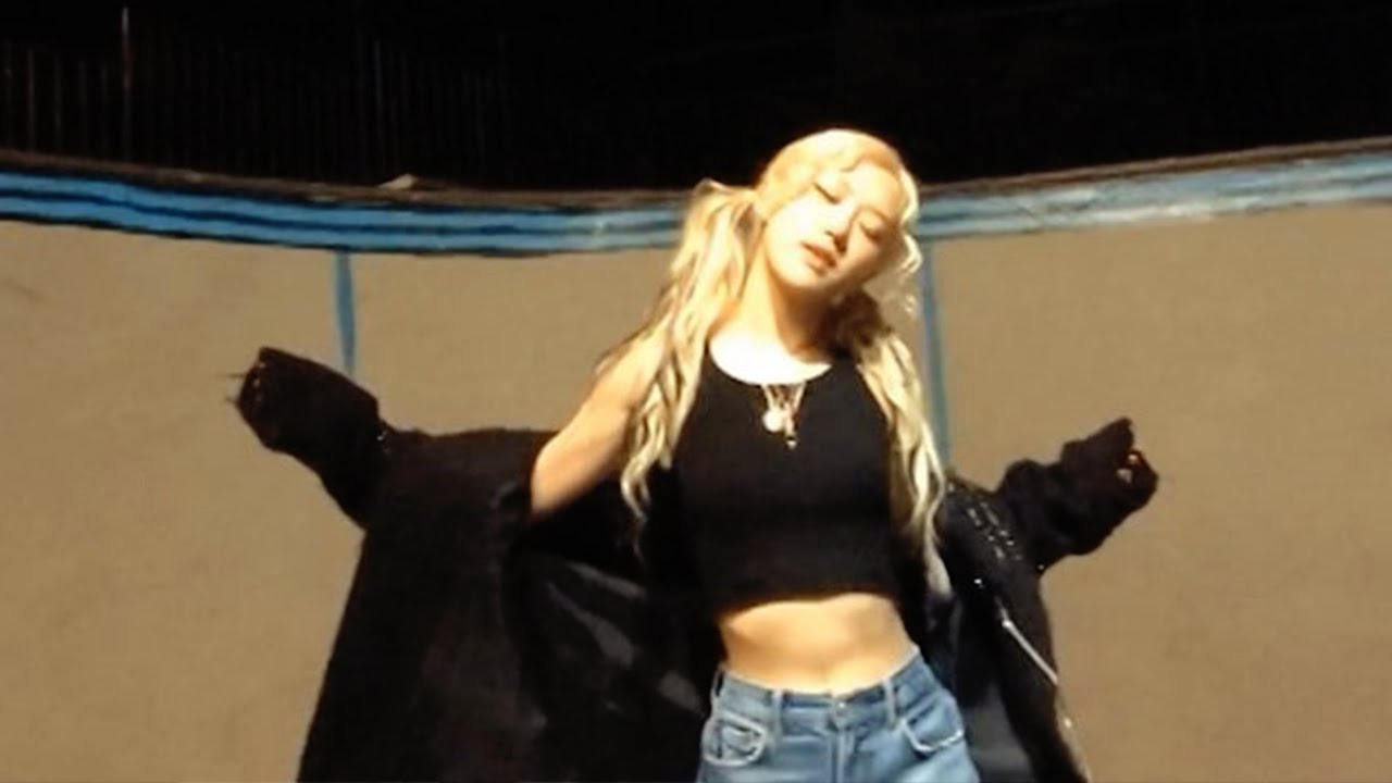 Rosé - Number One Girl Music Video - YouTube