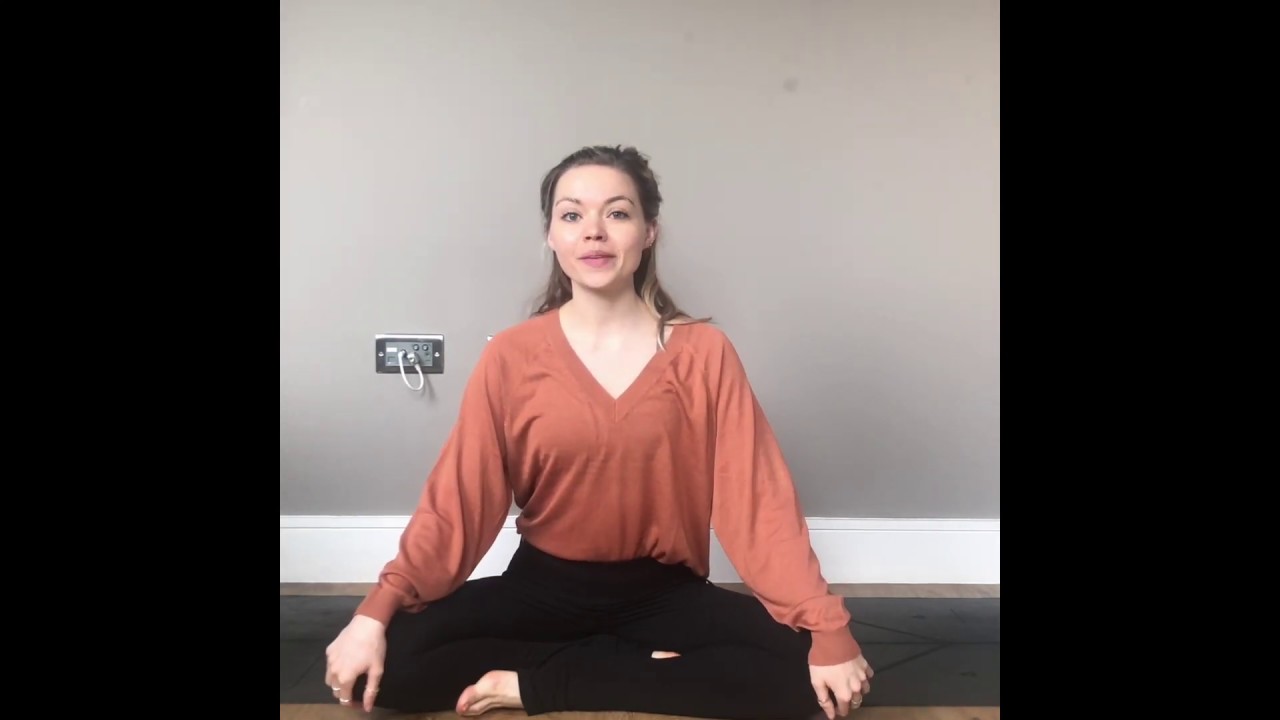 Eloise Skinner: anti-desk exercises - YouTube