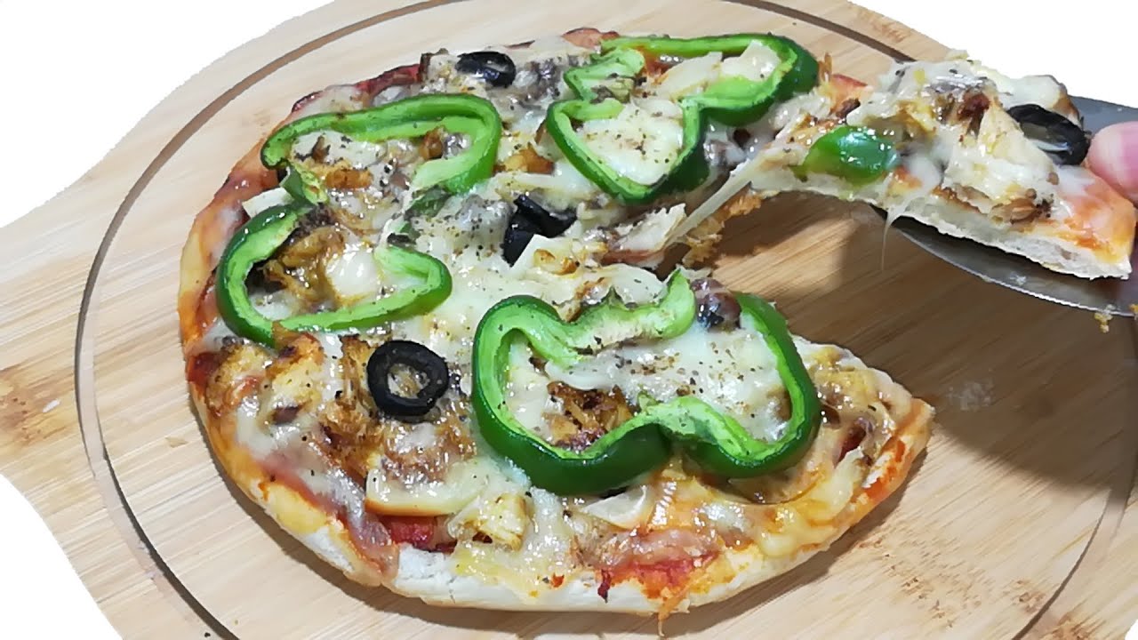 Pizzetta recipe /pizza in 5 min/ Mini Pizza With Tikka topping / THAALI ...