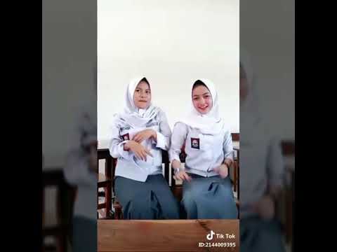 SMA GOYANG TIK TOK