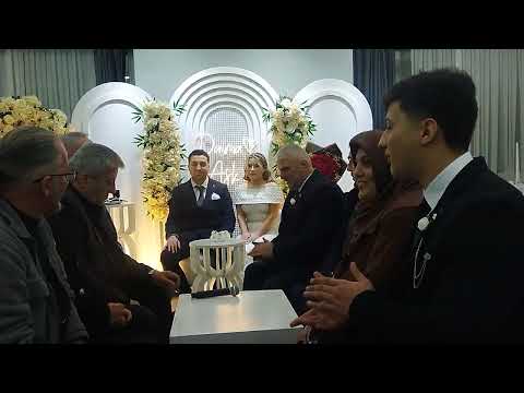 EMRE ÇAKMAKÇİ OĞLU VE BUKET KIZIMIZIN SALONDA KIZ İSTEME NİŞAN DÜĞÜN MERASİMİ MUTLULUKLAR DİLERİZ.
