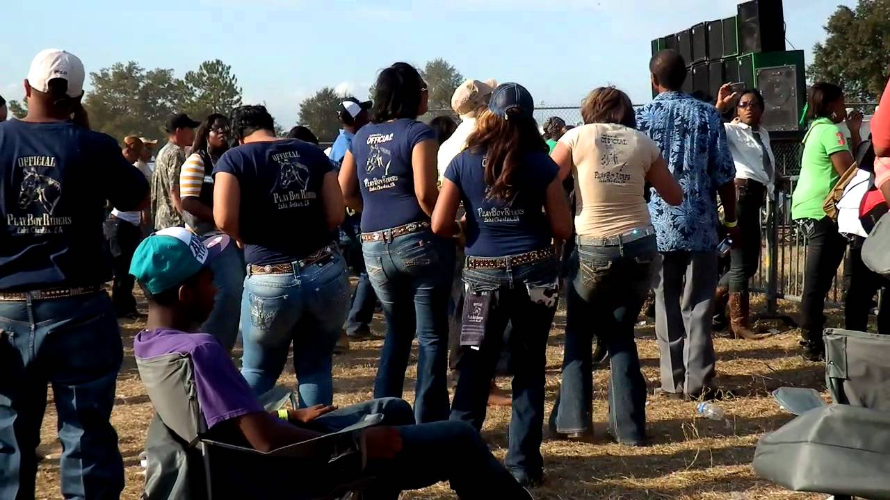Line dancers at Step 'n Strut - YouTube