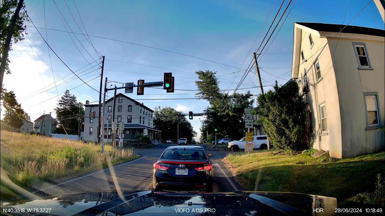 dashcam red light runner 6/28/24 - YouTube