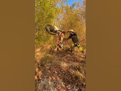 Стант Ендуро #эндуро #стант #мотоприколы - YouTube
