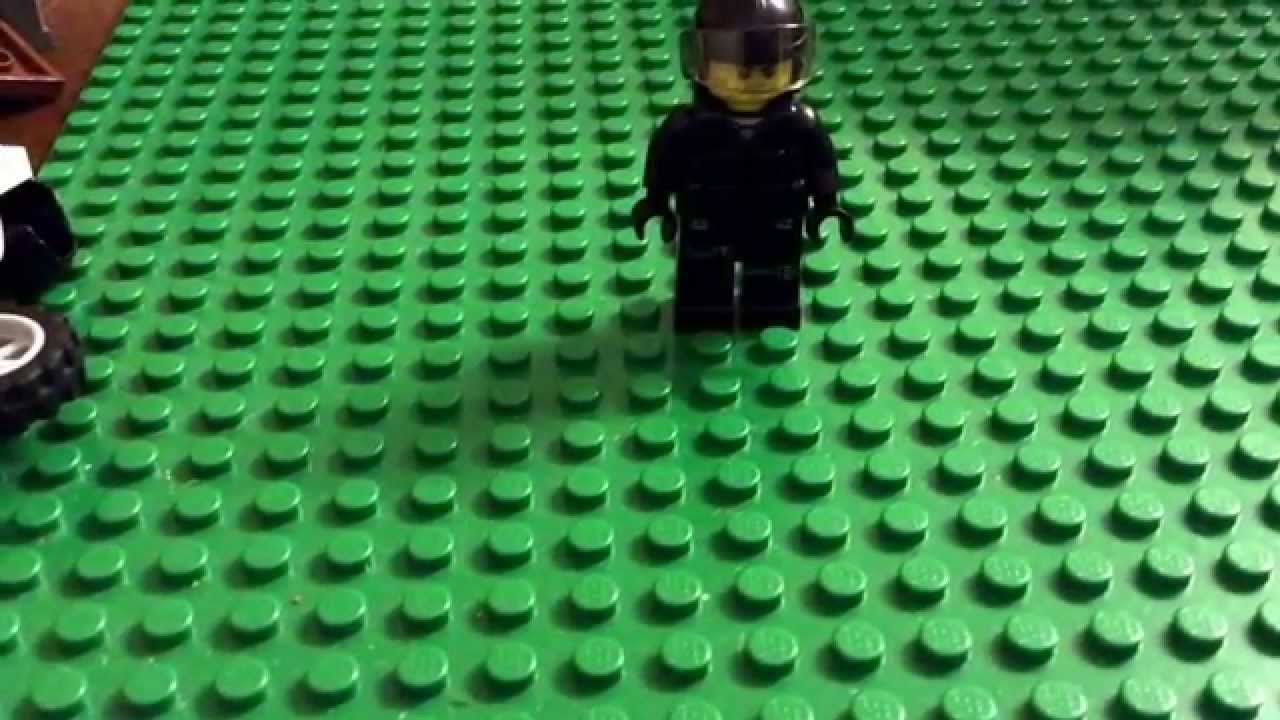 How to build a Lego riot shield step by step easy - YouTube