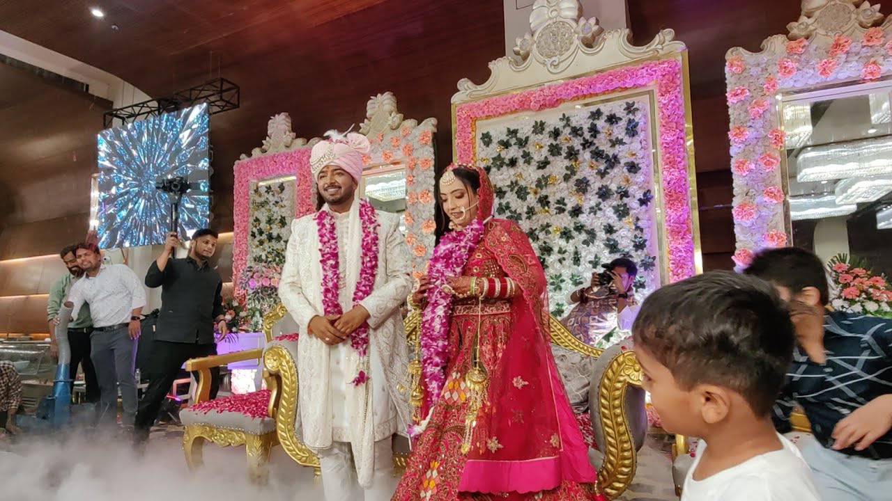 Bhai ki Shadi 😍 or Mahendi - YouTube