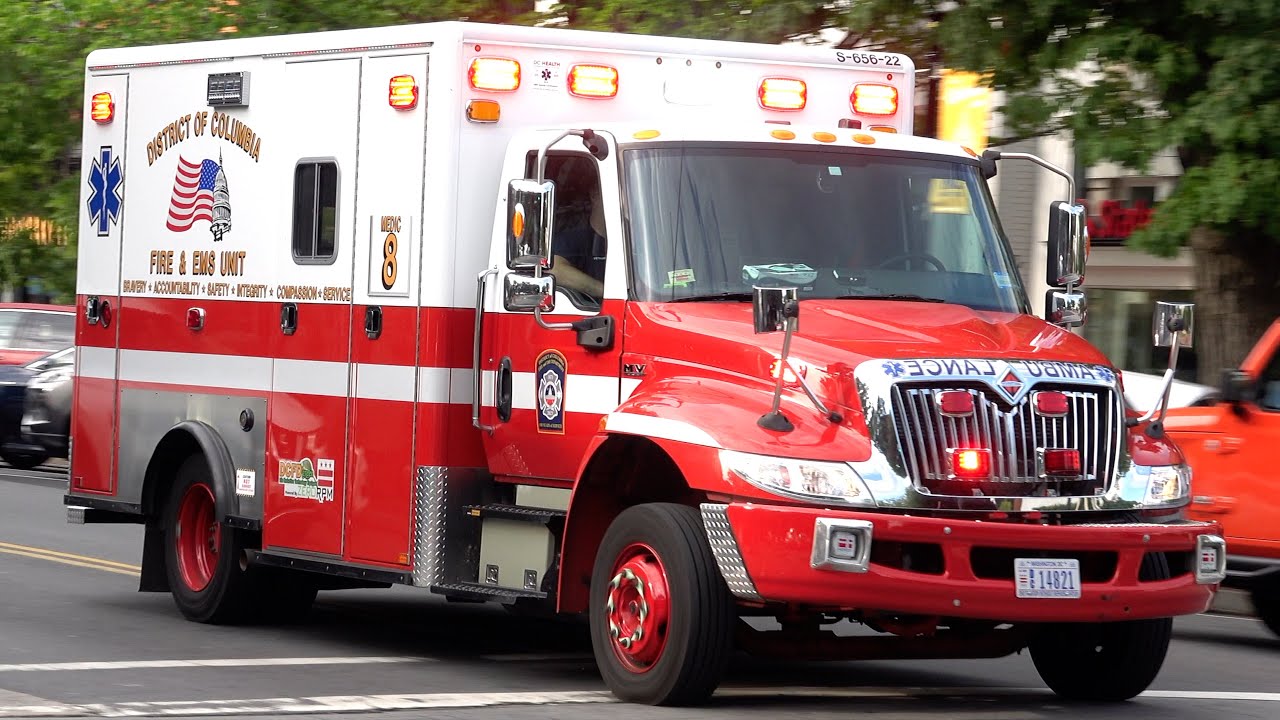 DCFD Medic 8 Responding - YouTube