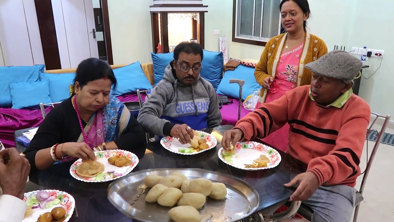 Senior Citizen Dinner | দোলা এক বাটি মাংস উল্টে দিলো | Kochuri | Fried ...