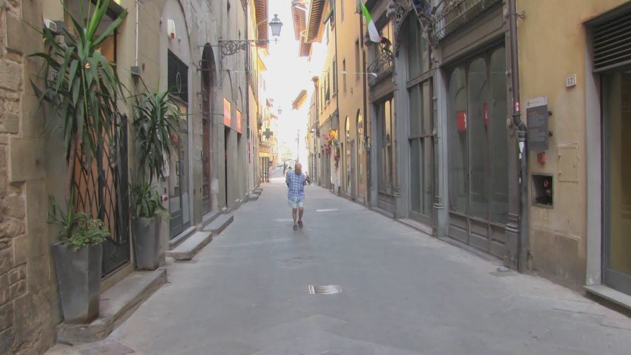 Ferragosto in città - YouTube