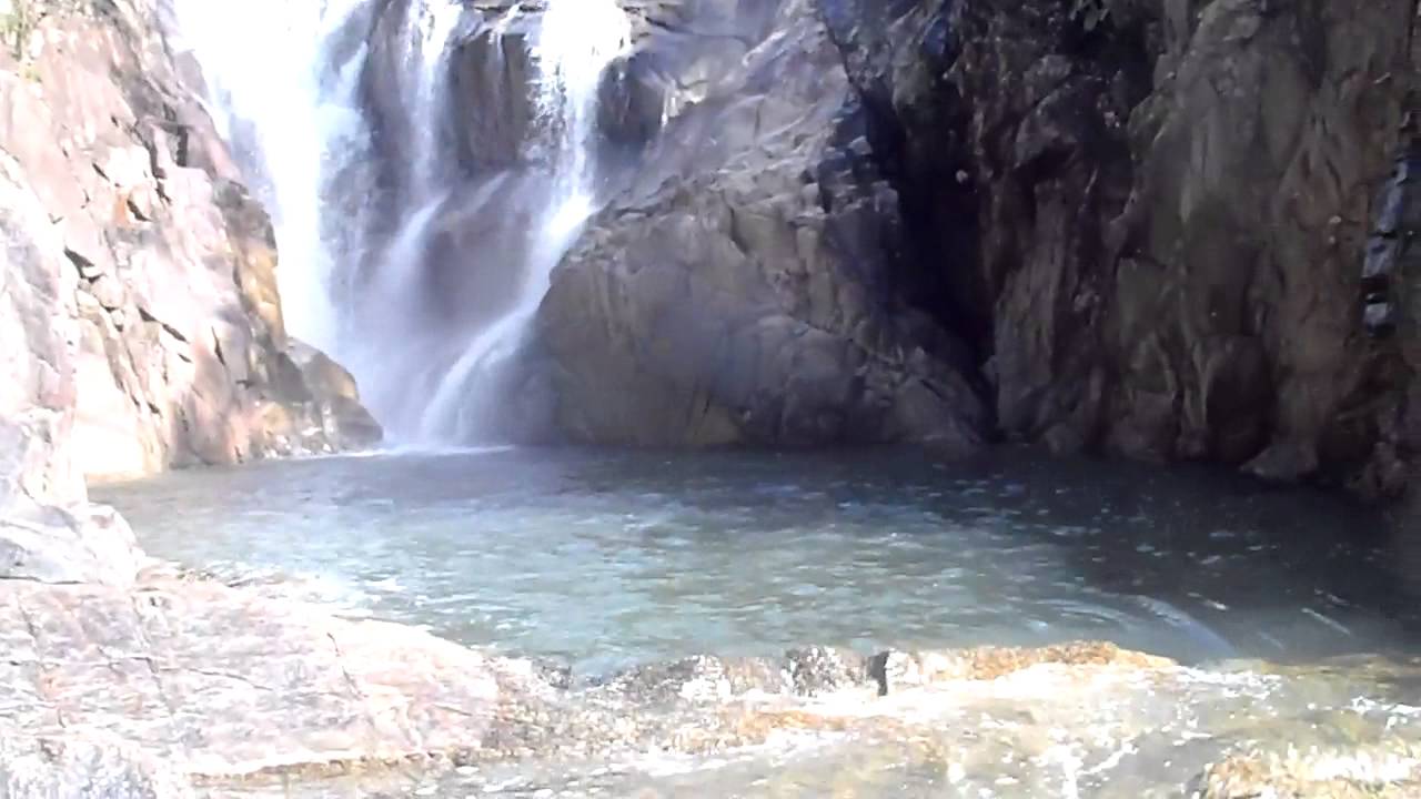 Big Rock Falls near GAIA Riverlodge in Belize - YouTube