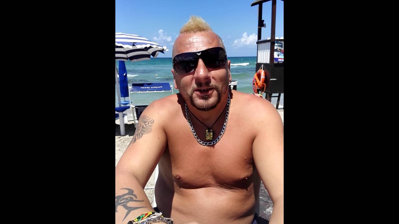 Tamarro siciliano - YouTube