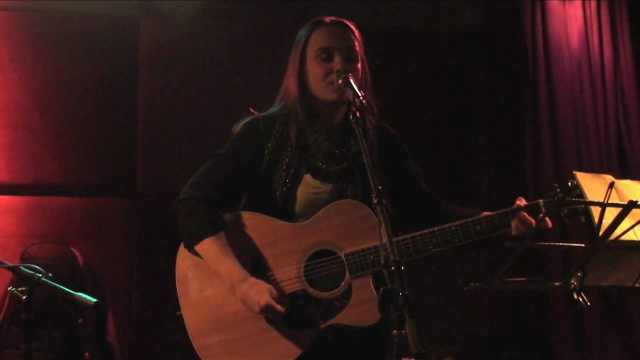 2-Amy Regan Backscratch V 122809.mov - YouTube