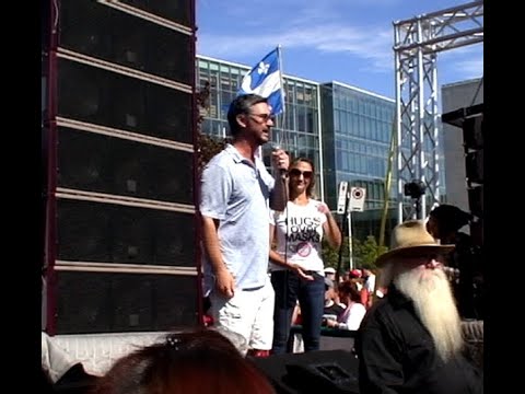 Stéphane Blais et Michelle Tavarez. -Manif du 12 09 2020 - YouTube