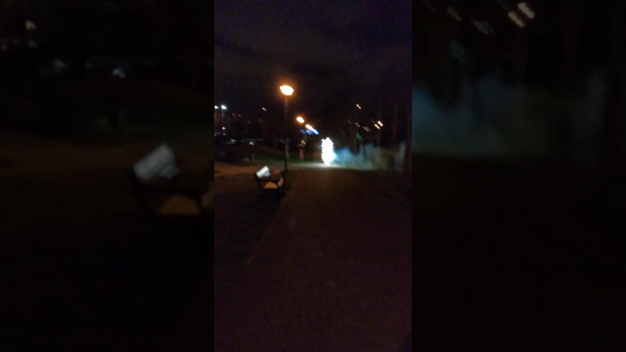 Petarda Scream 10s - YouTube