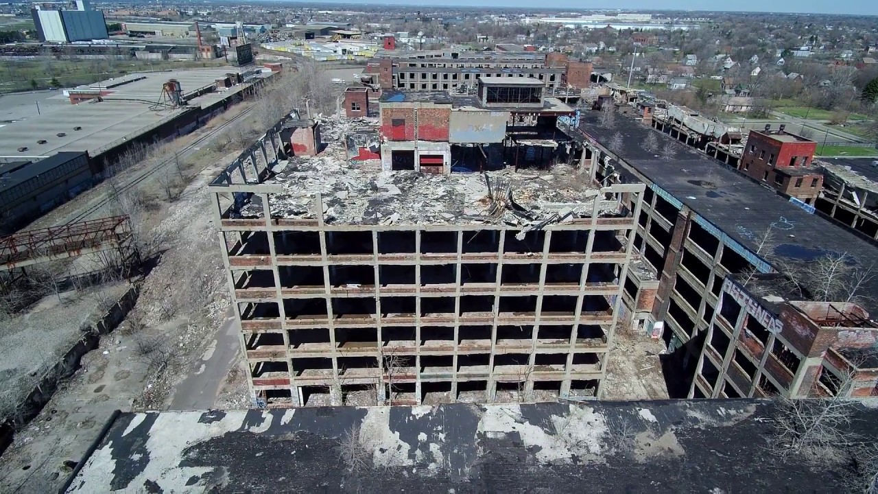 The Old abandoned Packard Automotive Plant Detroit 2017 April - YouTube