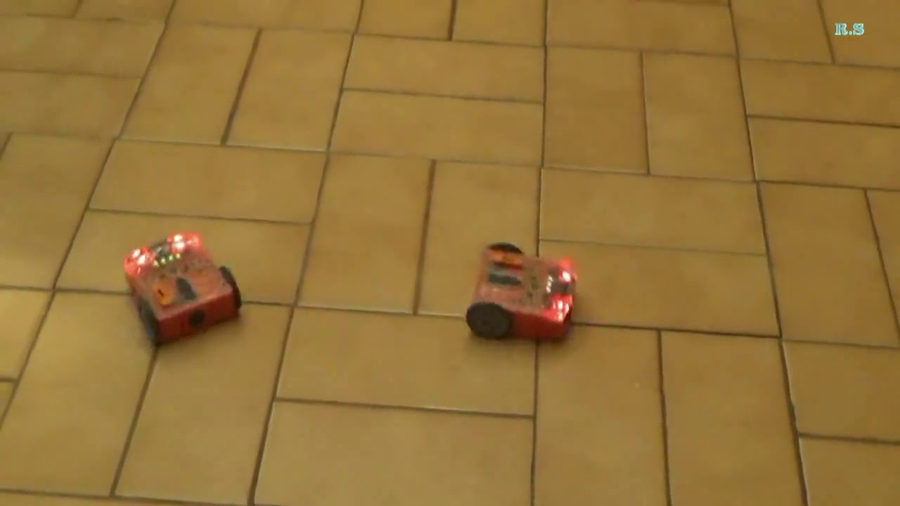 Edison robot dance - YouTube