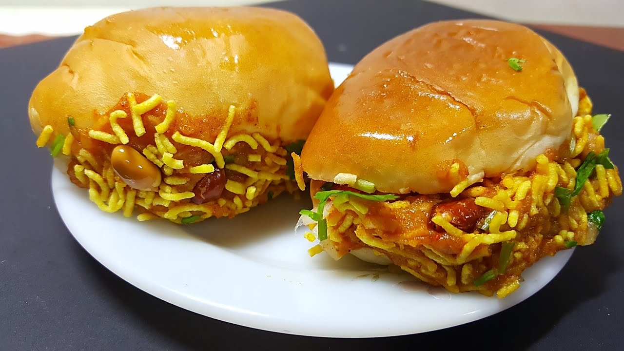 Indian Street Food - Dabeli Recipe | Kacchi Dabeli Recipe | Kutchi ...