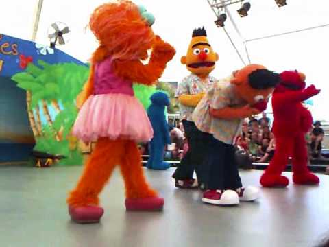 sesame street show @ seaworld gold coast Aus feb 2010 part 2 - YouTube