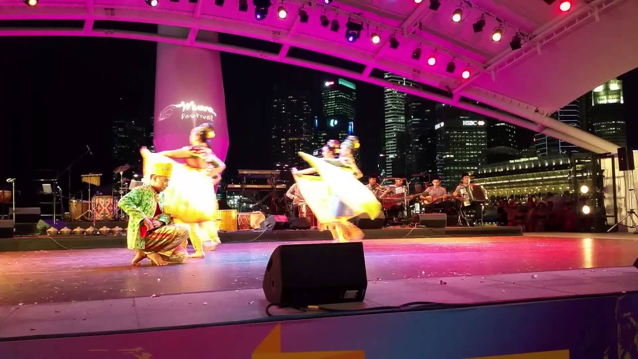 Muara Festival 2014 Tembilahan Riau Indonesia - YouTube