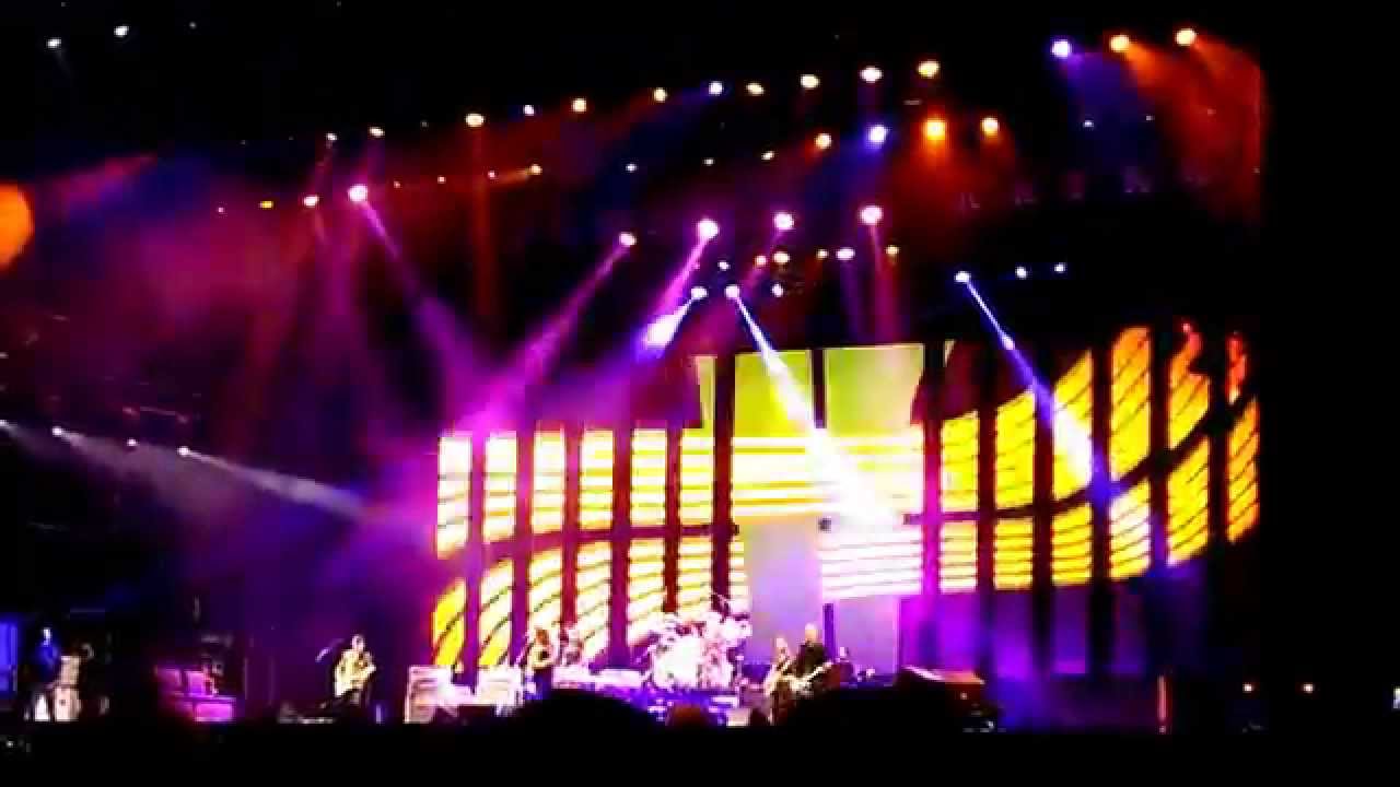 Foo Fighters - Congregation @ Estadio Único de La Plata, Argentina ...